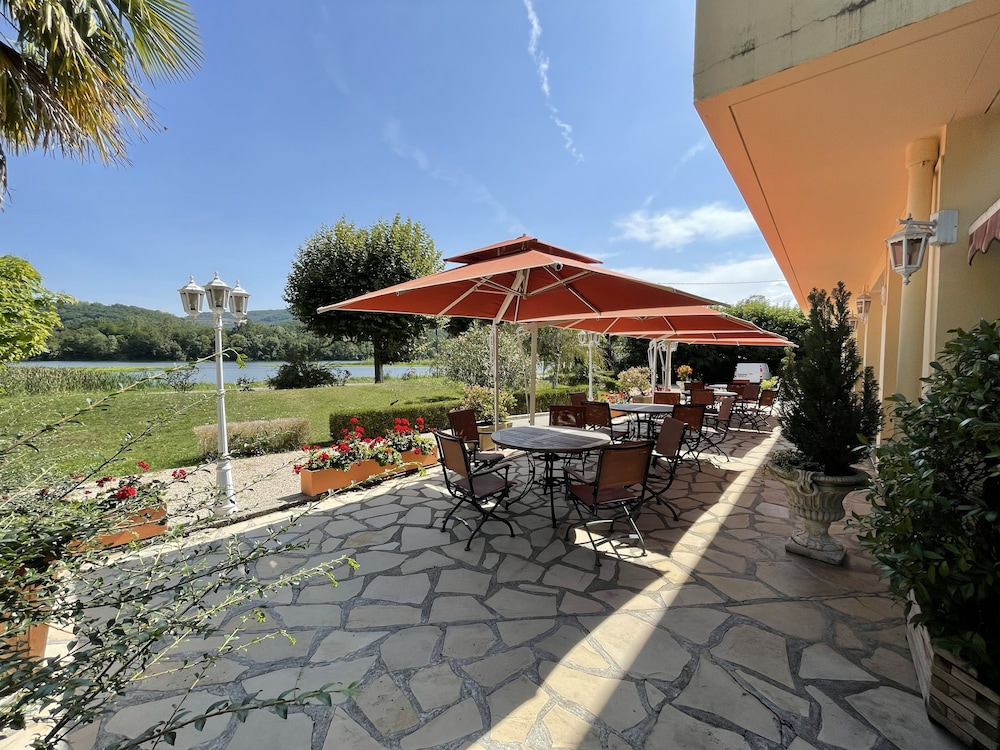 Hôtel Restaurant Du Lac - Martres-Tolosane