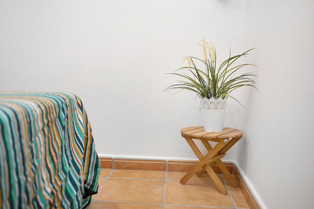 Holiday Home "Apartamento Casa Rural El Campo" With Pool, Garden & Wi-fi - Chiclana de la Frontera