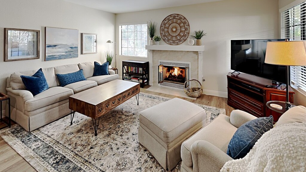 Brand New Remodel Single Level 2 Bd 2 Ba 2 Car Garage Pool Utc La Jolla Close To Ucsd! - San Diego, CA