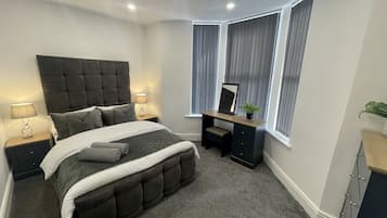 Suíte luxo, banheiro privativo, vista para o jardim (HOT TUB & spa bath ) | 1 quarto