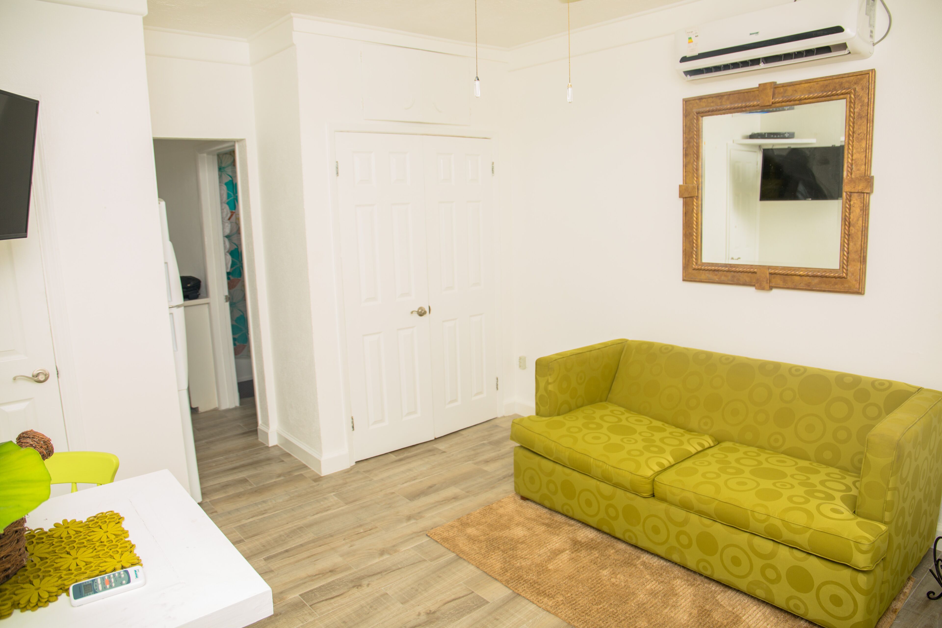 Tangerine Sunsets Mandarin - Nassau