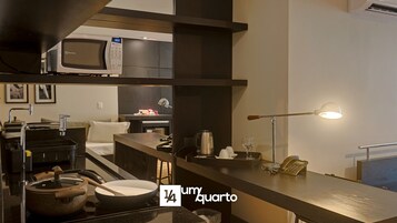 Loft premium | Cozinha privada | Frigobar