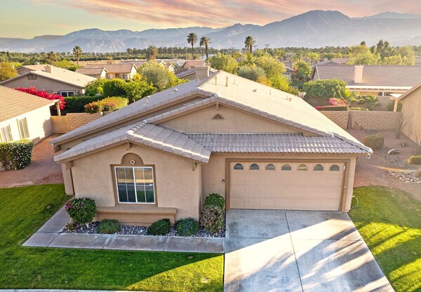 The 19th Hole Of Indio Brand New Free Early Check In And Free Late Check Out. - Indio, CA