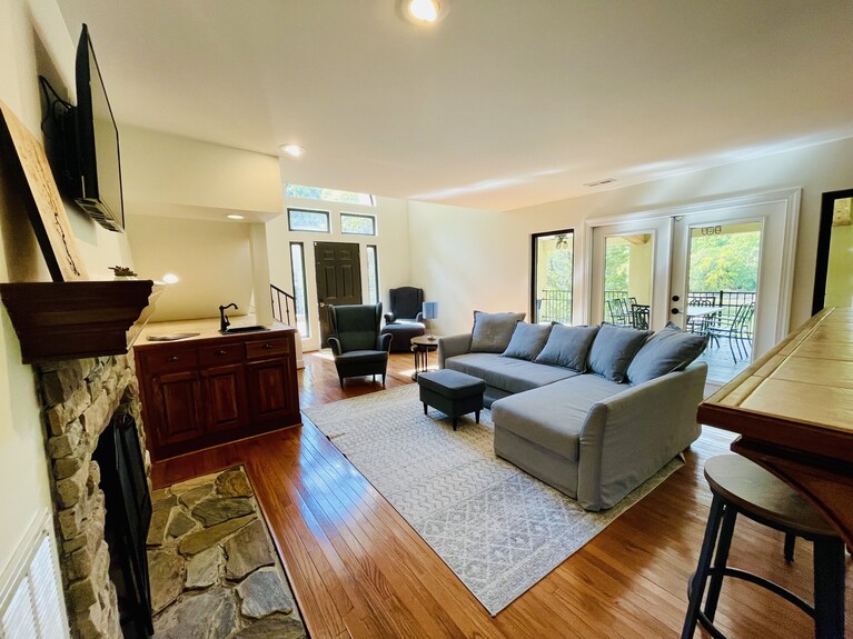 Perfect Winter Lake Getaway Villa On Lake Wylie - Family Friendly + Lovers Dream - Lake Wylie, Fort Mill