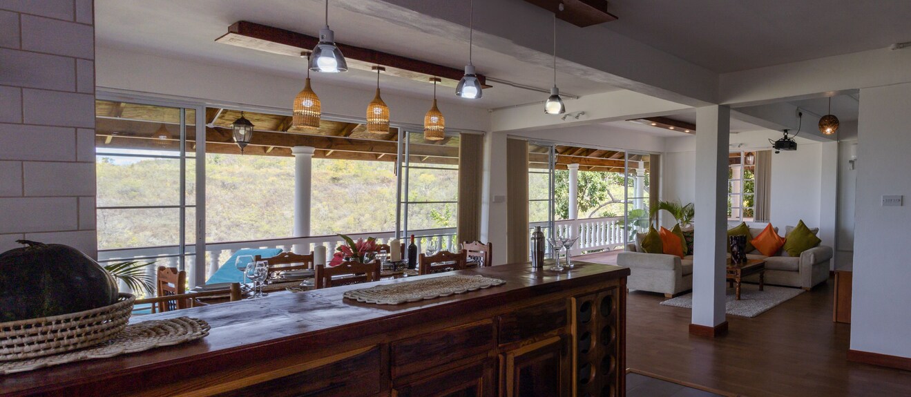 Spacious Hideaway With Ocean Views And Fine Eatery - Saint Lucia