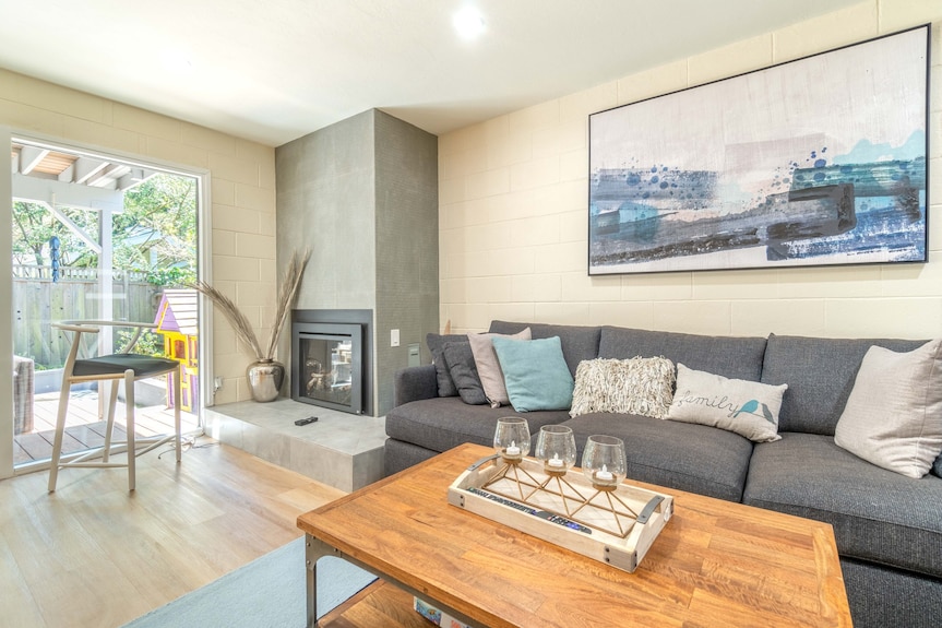 Bay Area Getaway -The Best In Downtown Mill Valley - Tesla Charger ,Yard Firepit - Mill Valley, CA