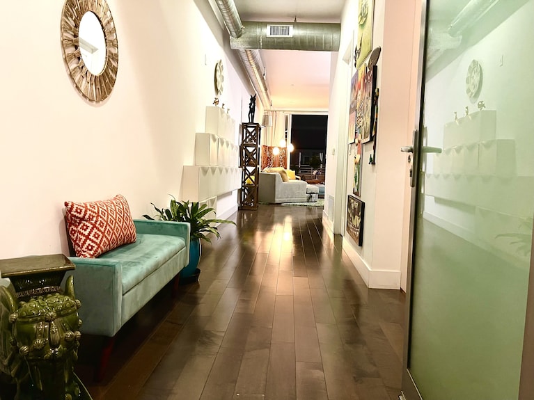 1- Bdr Penthouse | Patio | Close To The Beach - Seal Beach, CA