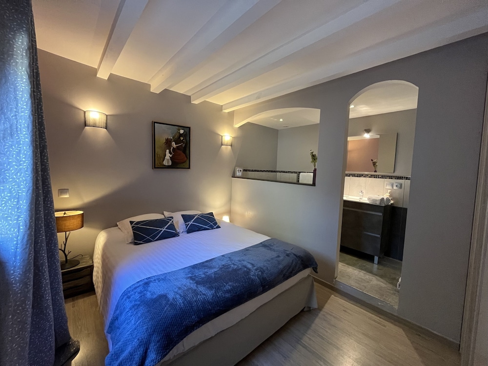 Charming Country House In The Heart Of The Vineyards With Outdoor Jacuzzi - La Garde-Freinet