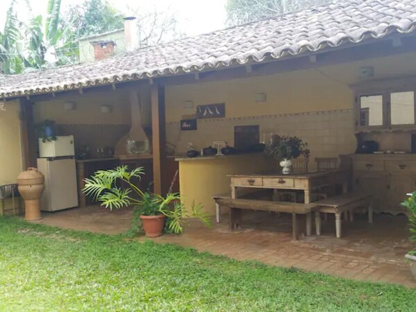 House W\/ Gourmet Space And Covered Parking Space 5min Center - Paraty
