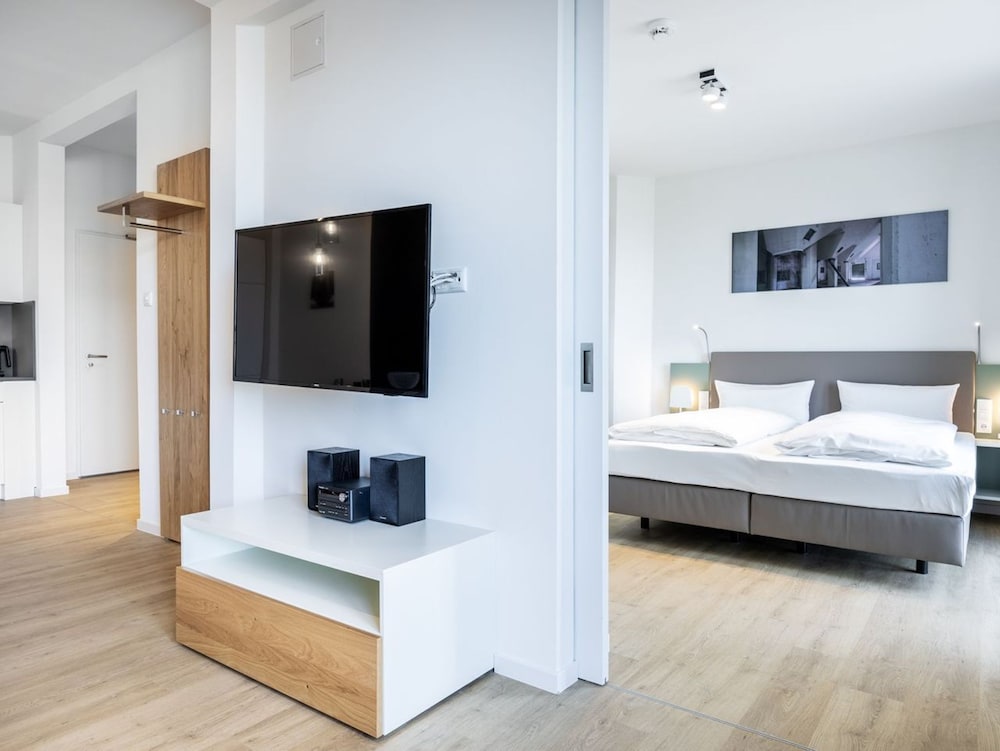 Modern Apartment With Sauna, Balcony And View Of The Harbor Of Wismar - - Wismar