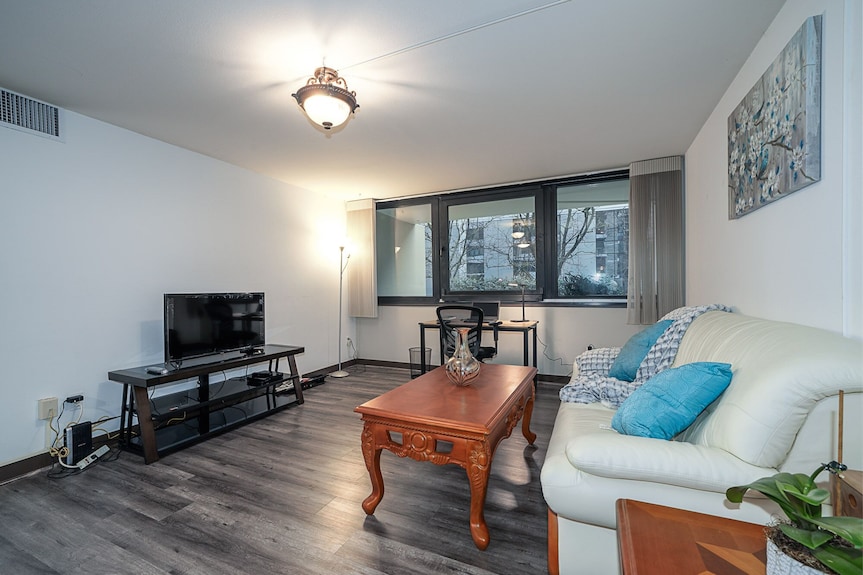 Newly Renovated/furnished 2br Condo Near Psu/ohsu - ポートランド, OR