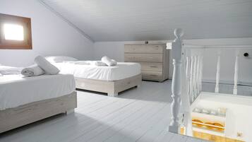 Apartamento Tradicional | Berço de viagem, Wi-fi grátis, roupa de cama fornecida