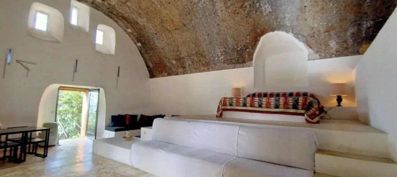 Castle For 16 Guests - Scalea