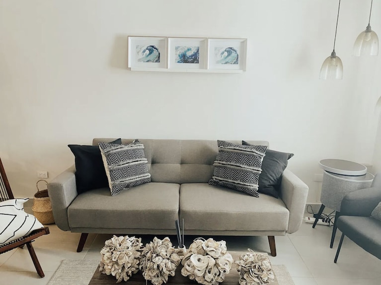 2-bedroom Boutique Condo With Pool - San Carlos