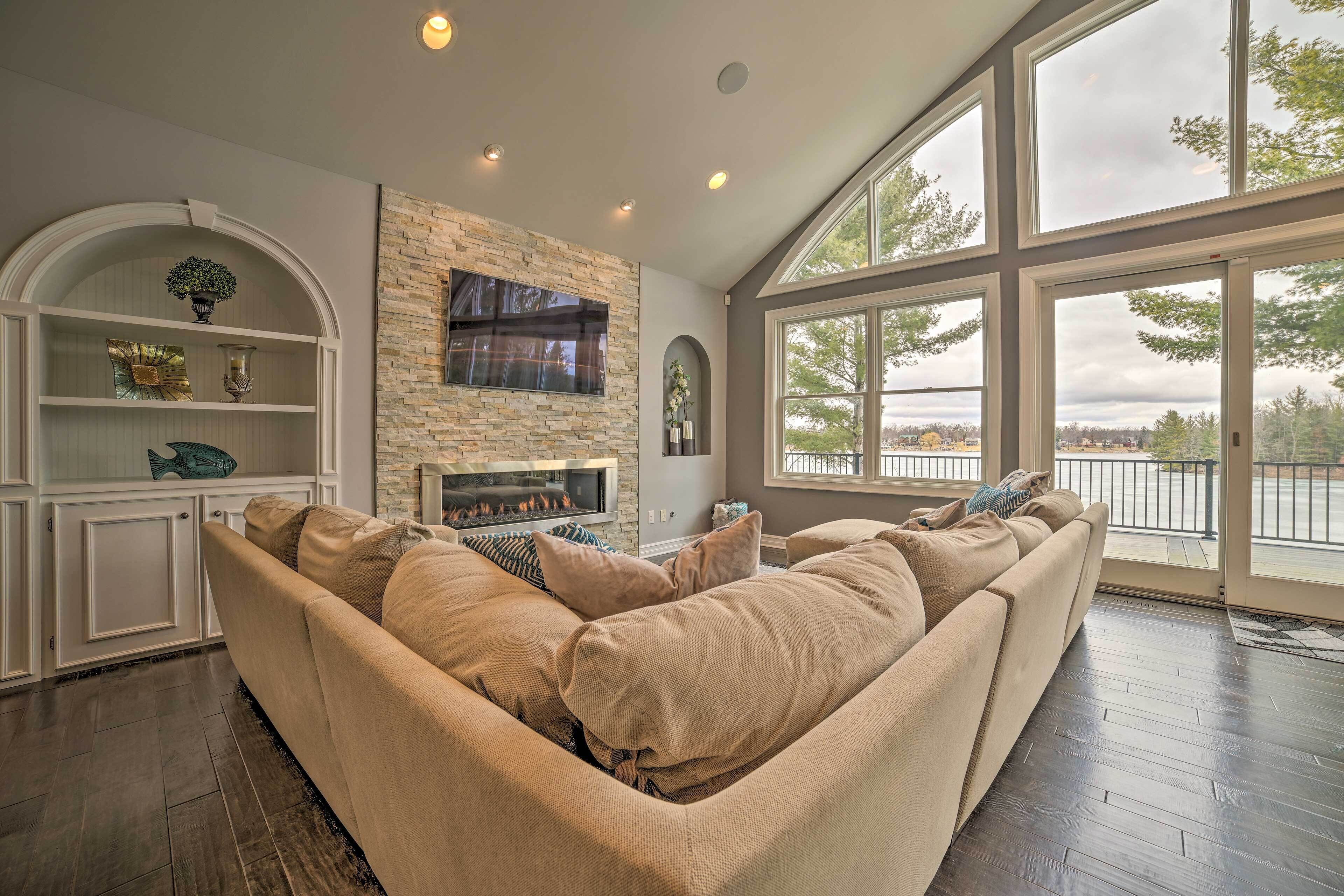 Luxe Waterfront Home W/ Private Lake Access! - Prescott, MI