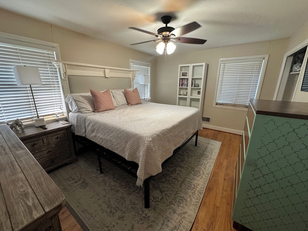 Conveniently Located★pool Table★year Round Rental - Augusta, GA