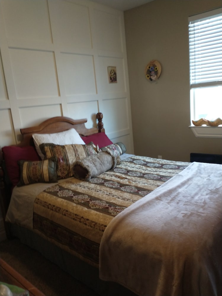 Delightful Farm Stay With Animals- - バラード, UT