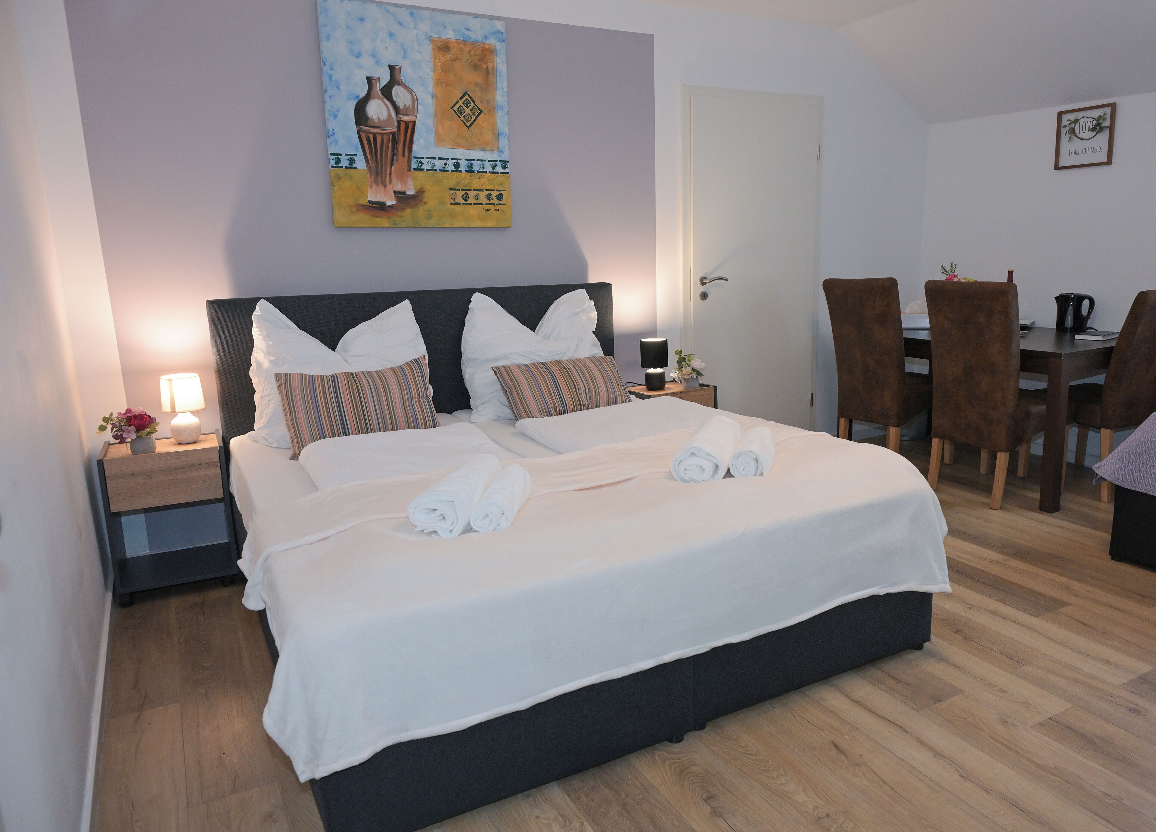 Quarto Deluxe, 1 cama king-size, não fumadores, junto ao jardim | Camas de colchão viscoelástico, com decoração personalizada 