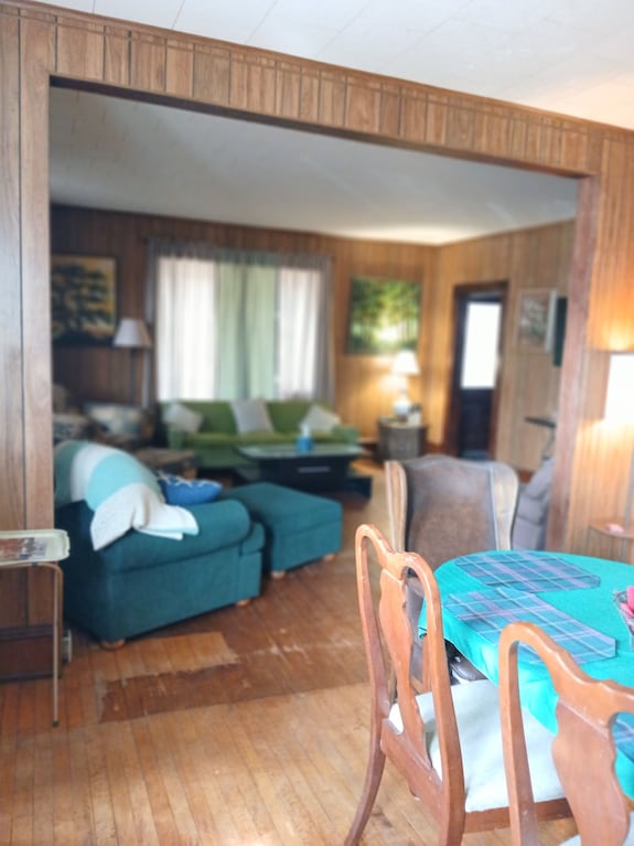 Vintage Home Located In Ironwood Michigan - Ironwood, MI