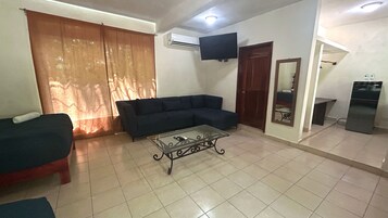 Quarto Superior | Edredões de penas, minibar, Wi-fi grátis, roupa de cama fornecida 