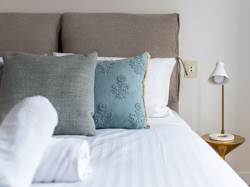 Coastal Living On Bondi Beach - Bondi Beach