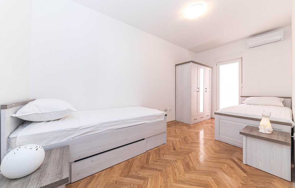 Appartement Confortable De 3 Chambres à. - Sevid