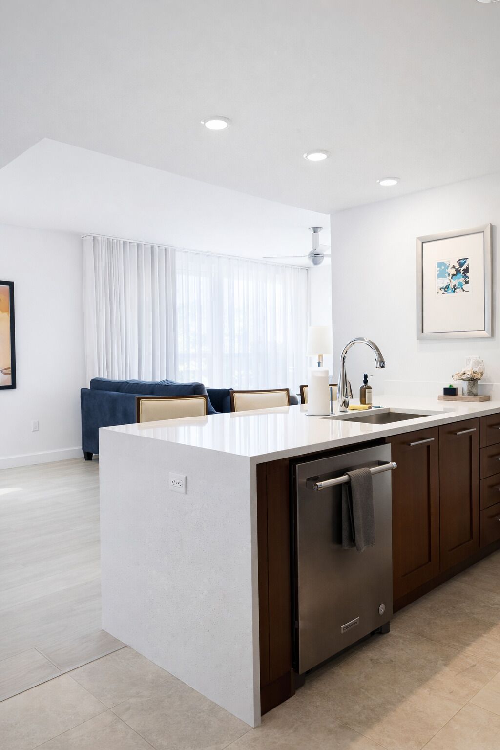 On The Beach Palm Beach Singer Island Resort & Spa! 2bd 2bth Hotel Amenities! - Riviera Beach, FL