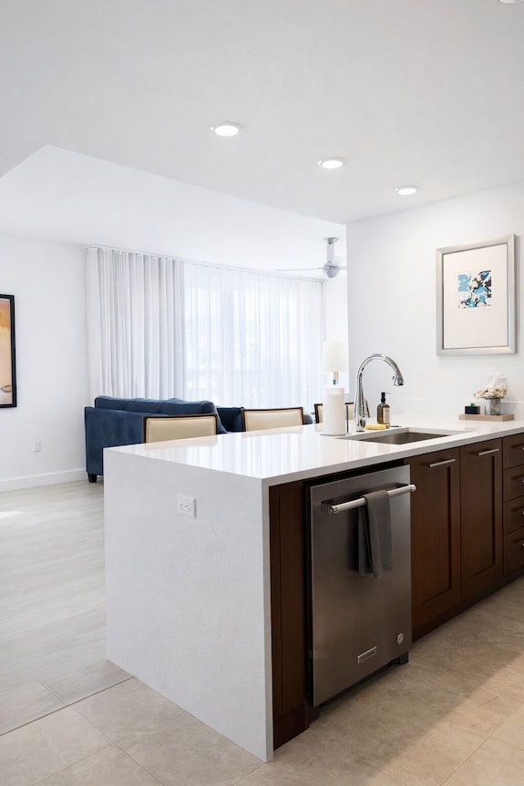 On The Beach Palm Beach Singer Island Resort & Spa! 2bd 2bth Hotel Amenities! - Riviera Beach