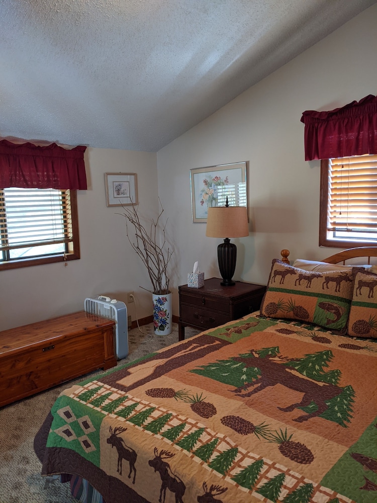 Cozy Maggie Valley Country Club Home With Great View! - Maggie Valley, NC