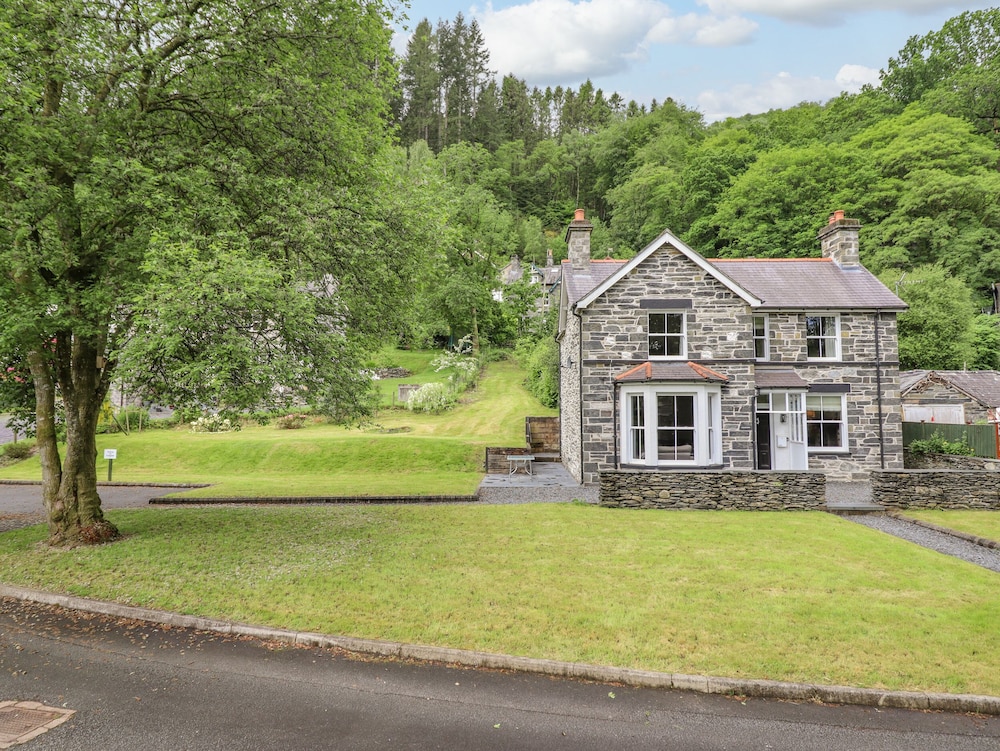 Craigside - Betws-y-Coed