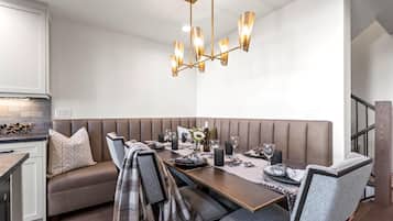 Casa geminada (3 Bedrooms) | Opções para refeição