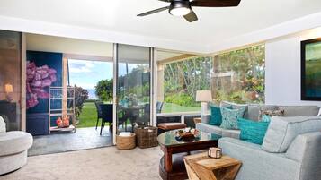 Apartamento em Condomínio Fechado (2 Bedrooms) | Sala | Televisor