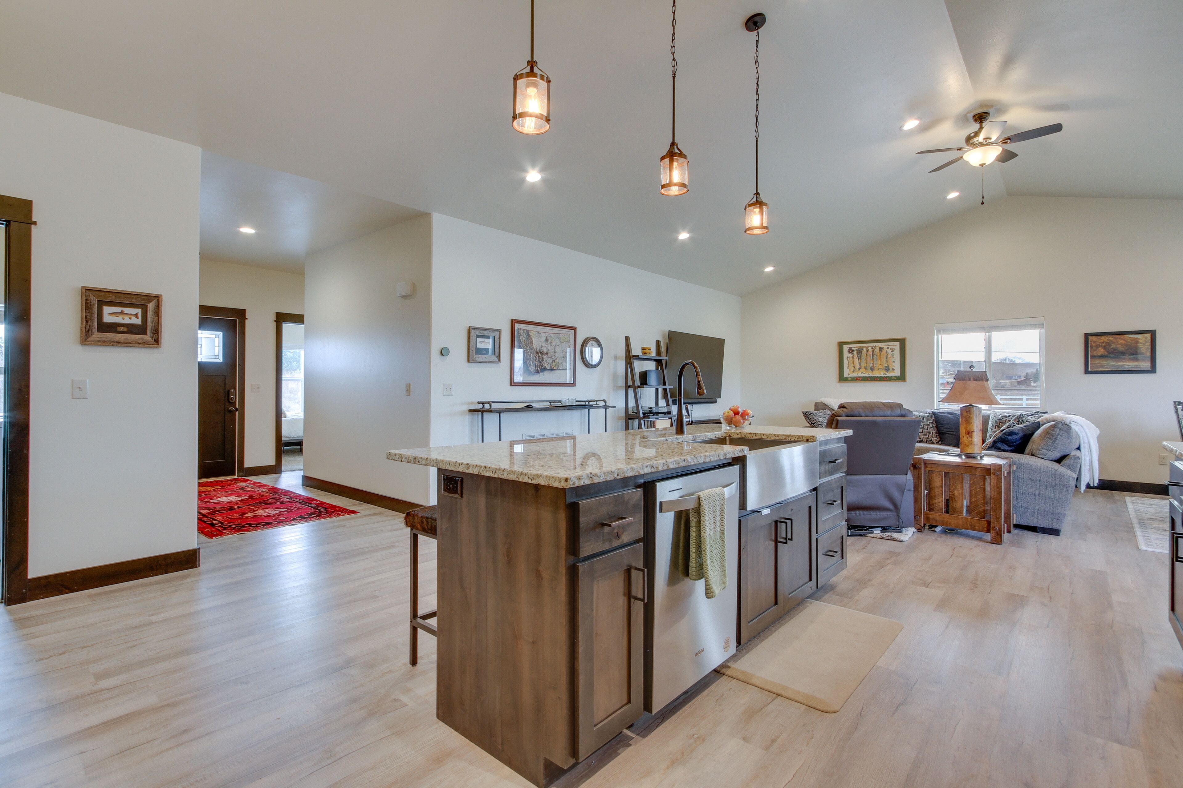1 Mi To Beaverhead River: Mtn-view Dillon Retreat - Dillon, MT