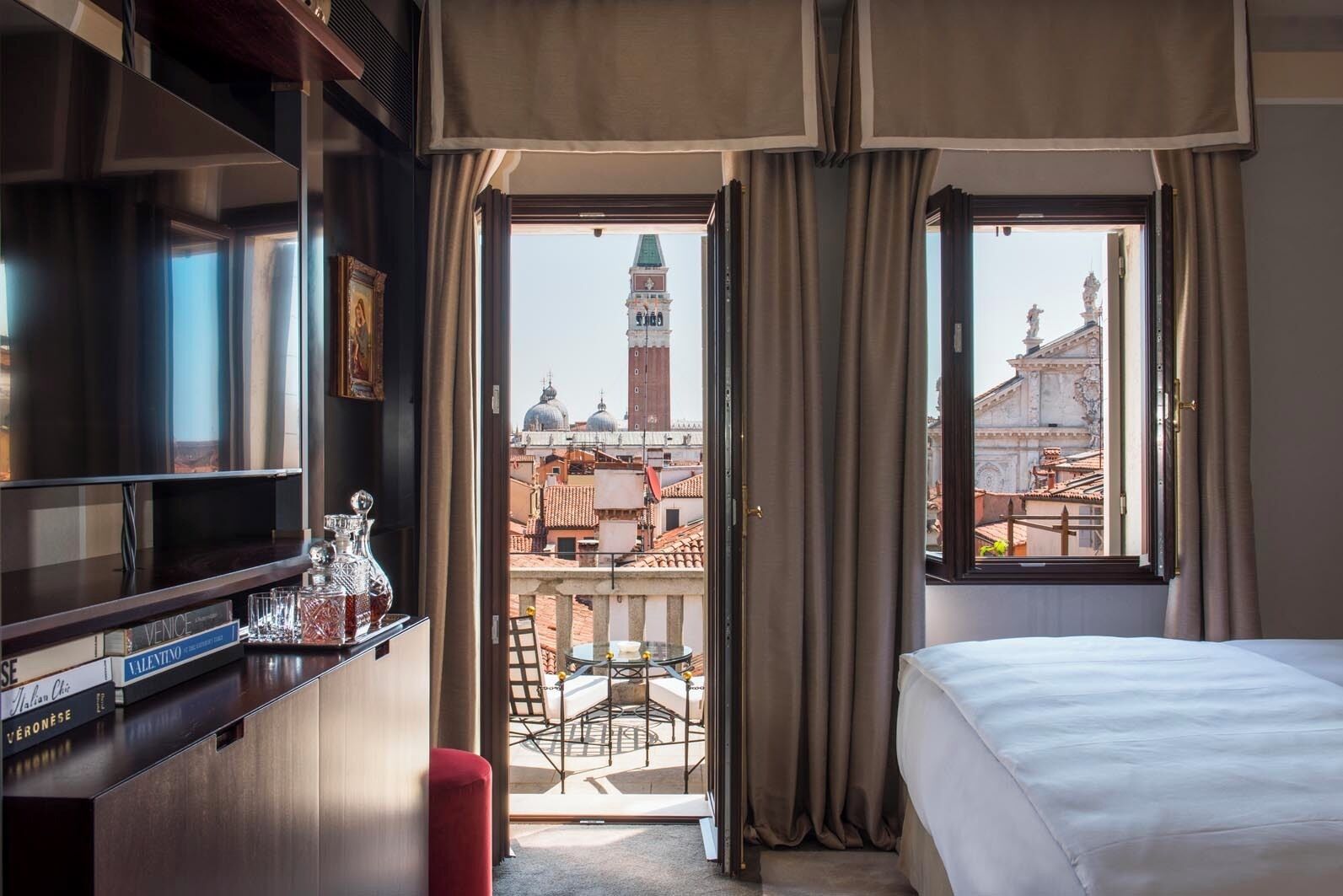 Suite Júnior, 1 cama king-size, acesso à piscina, Vista para a cidade | Vista para a cidade