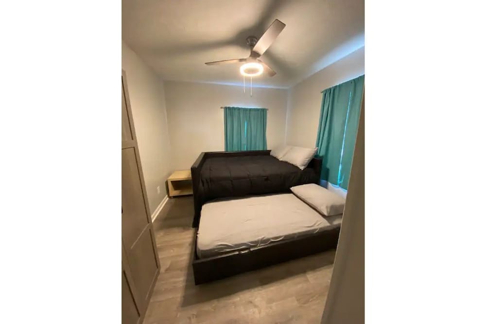 Bffs Getaway Home Near Cedar Point & Sports Force - Sandusky, OH