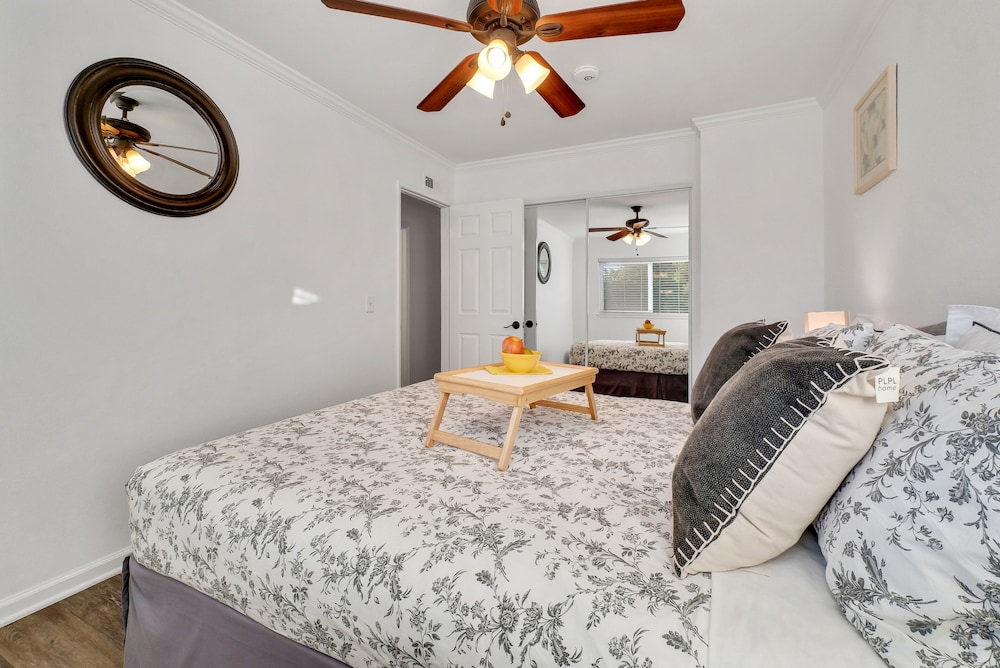 Near Disney Private Pool, Game Room, Putting Green - Anaheim