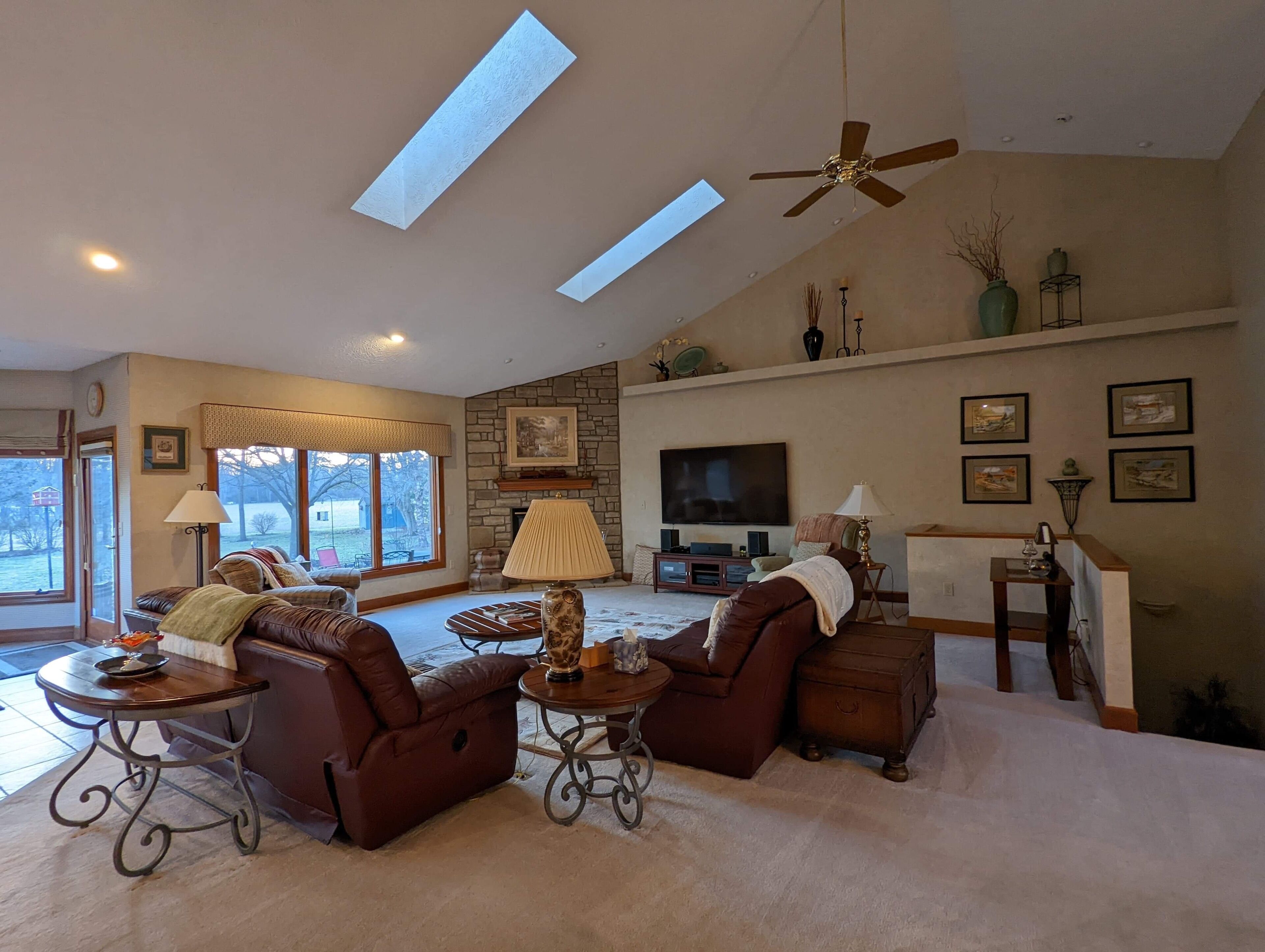 The Country View Estate In Beavercreek Oh. Close To Many Beautiful Hiking Trails - Dayton, OH