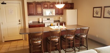 Apartamento em Condomínio Fechado, 1 quarto | Cozinha privada