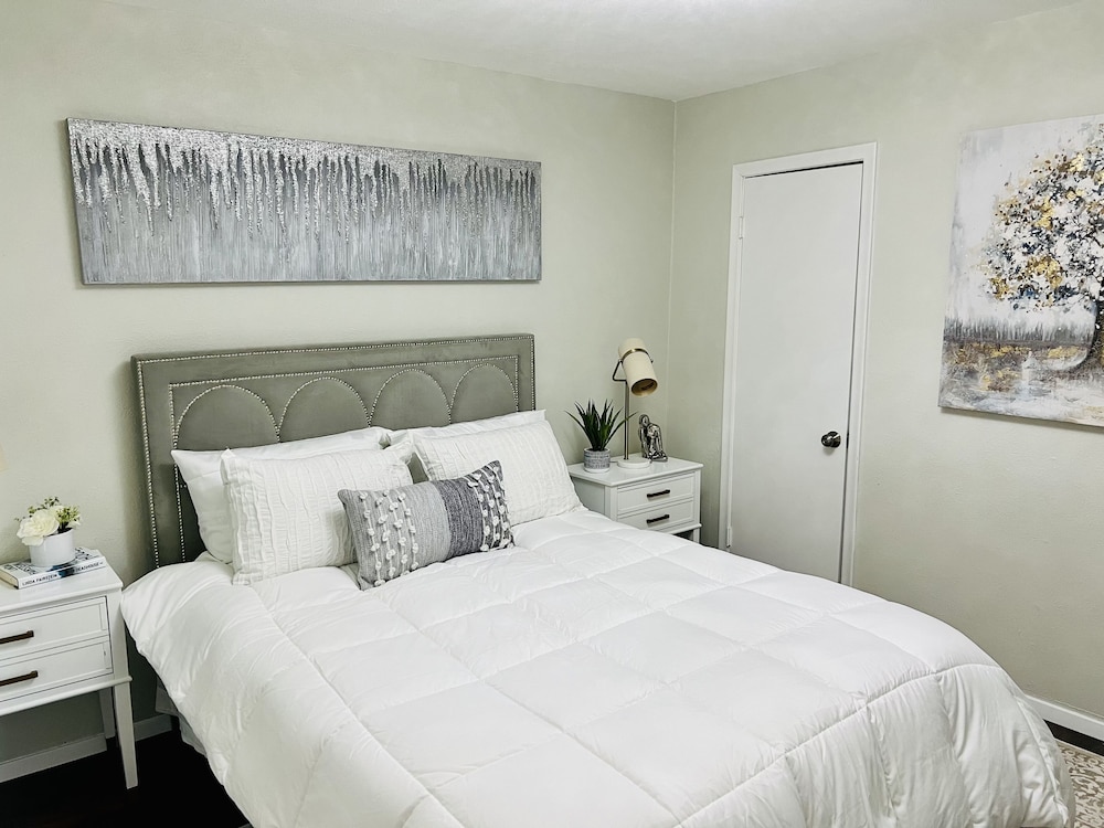 3 Bedroom House Lovely Neighborhood Across Fropark - 캐럴턴