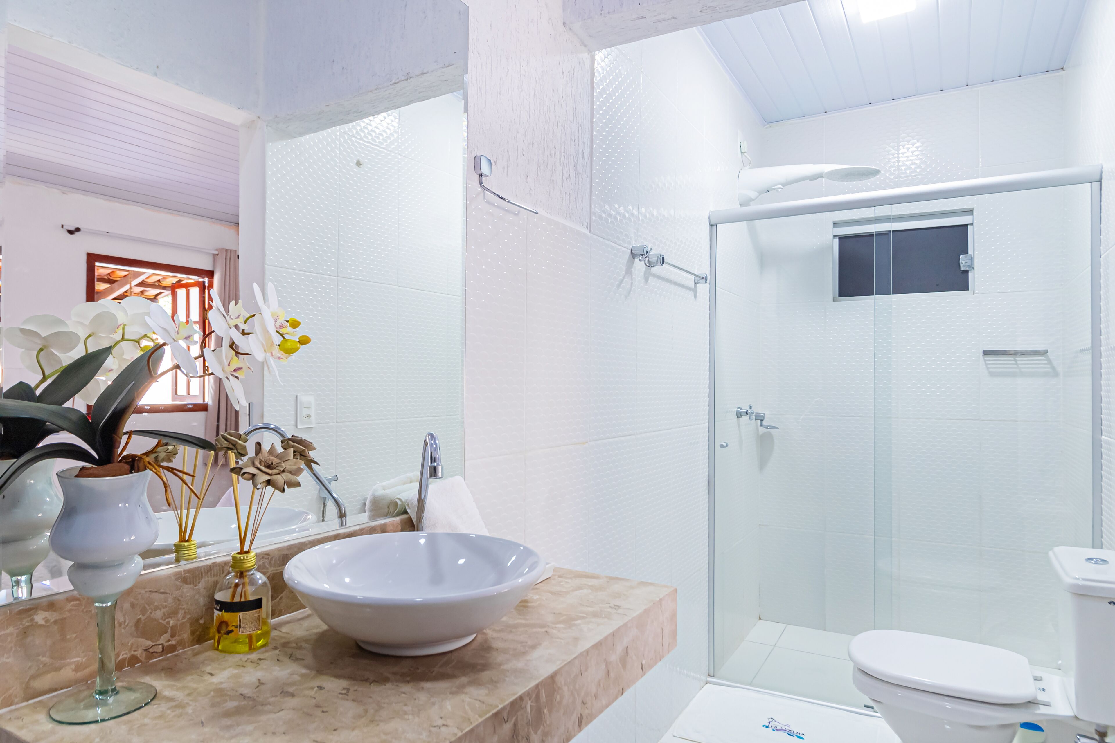 Quarto Triplo | Casa de banho | Um secador de cabelo 
