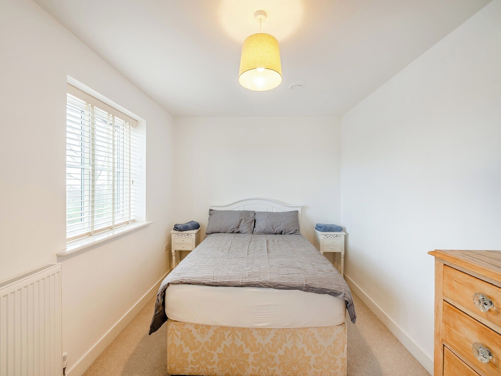 Alojamiento De 7 Habitaciones En Minster - Sittingbourne