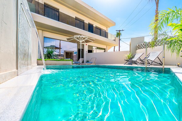 Pathos Seaside Suites - Faliraki