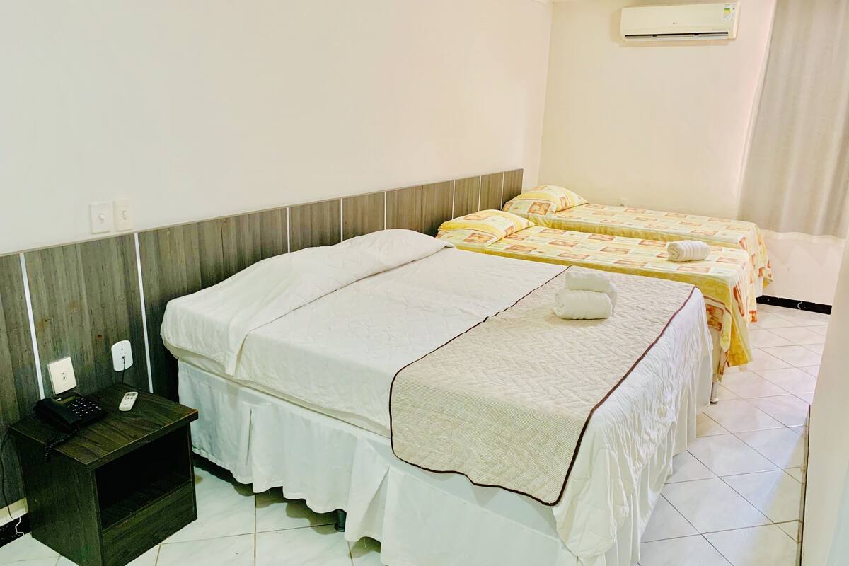 Quarto Quádruplo Standard