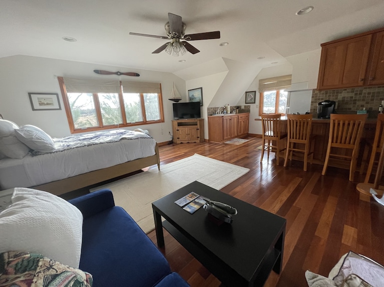 Cute Waterfront Apartment -- 8 Min From The Beach! - Maryland