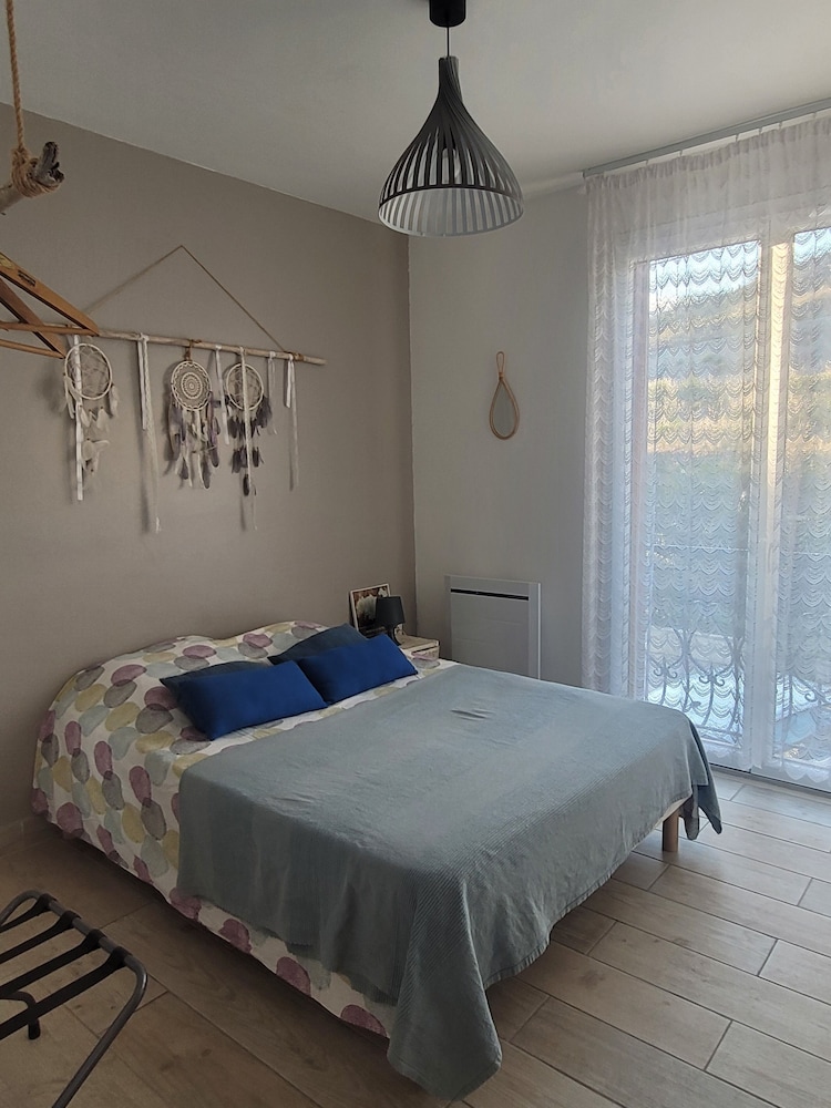 Près Des Plages De Sable, Charmant Haut De Villa - Martigues