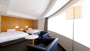 Secretária, Wi-fi grátis, roupa de cama fornecida 
