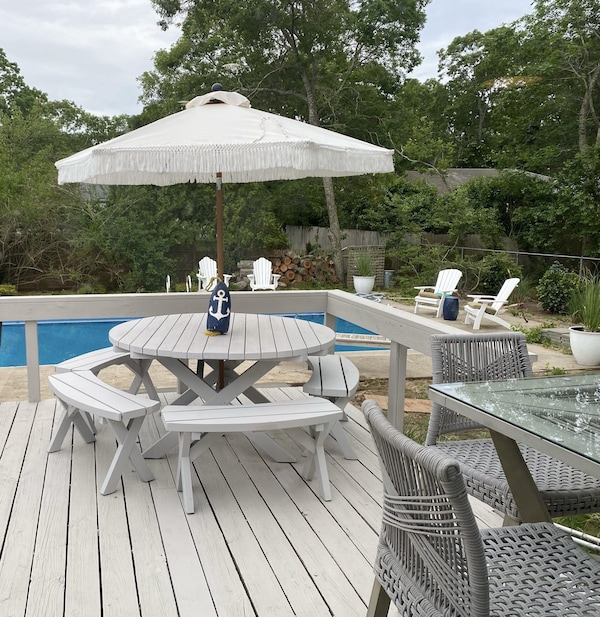 Pet Friendly Fenced Yard Beach House, Viking Stove, Pool, #Beachybungalow - Long Island, NY