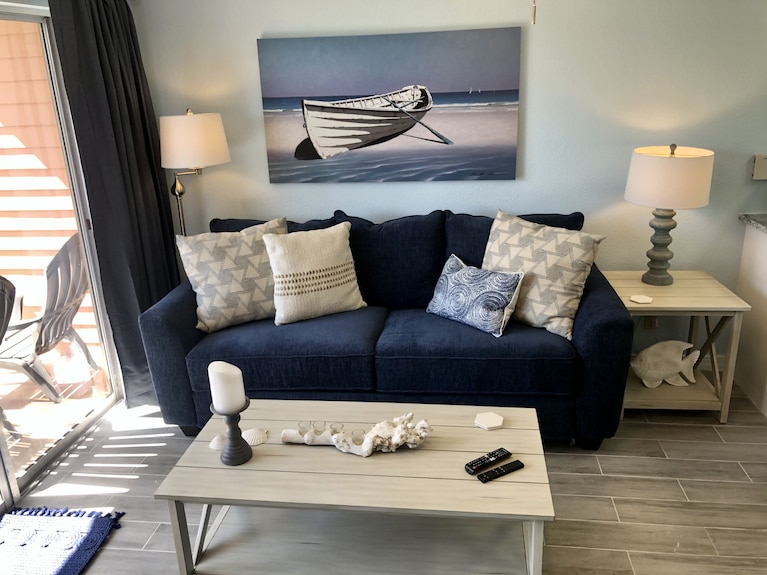 Seas The Day At The Victorian Across From Babes Beach! - Moody Gardens, Galveston