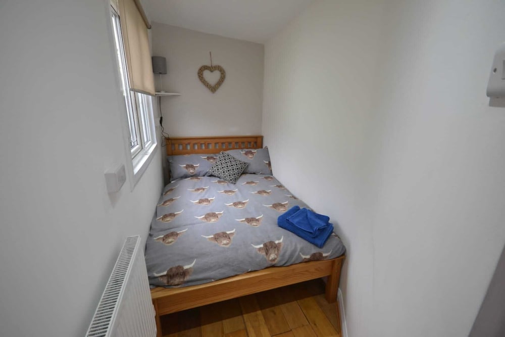 Stunning 2-bed Cabin In Nantglyn Denbigh - North Wales