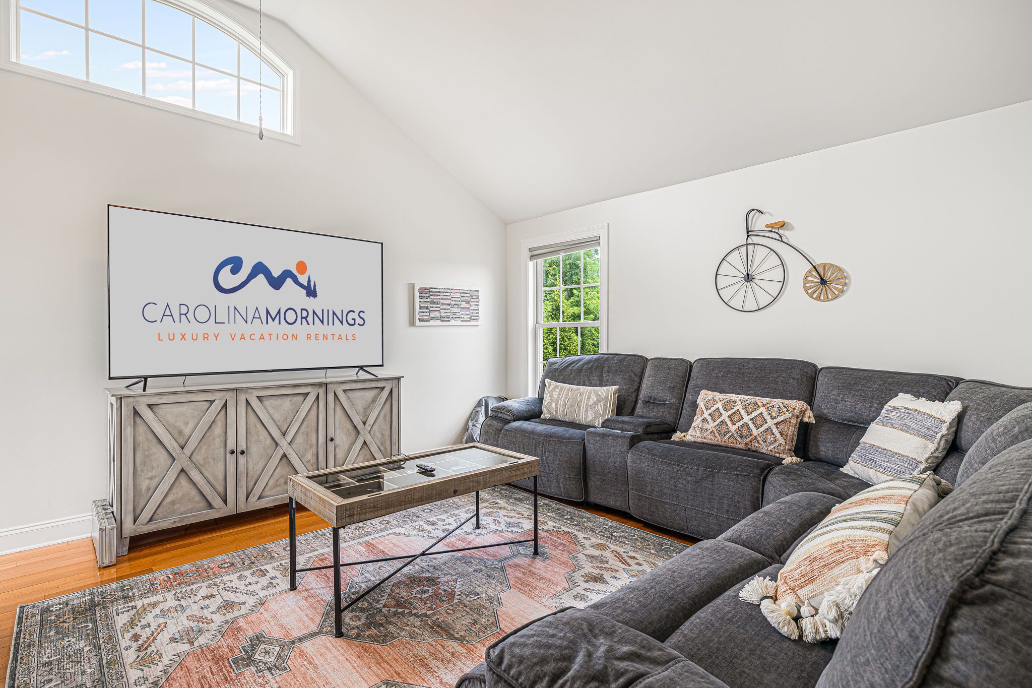 Castlewood Retreat | Views, Hot Tub & Foosball Table️ + Biltmore Pass - Weaverville, NC